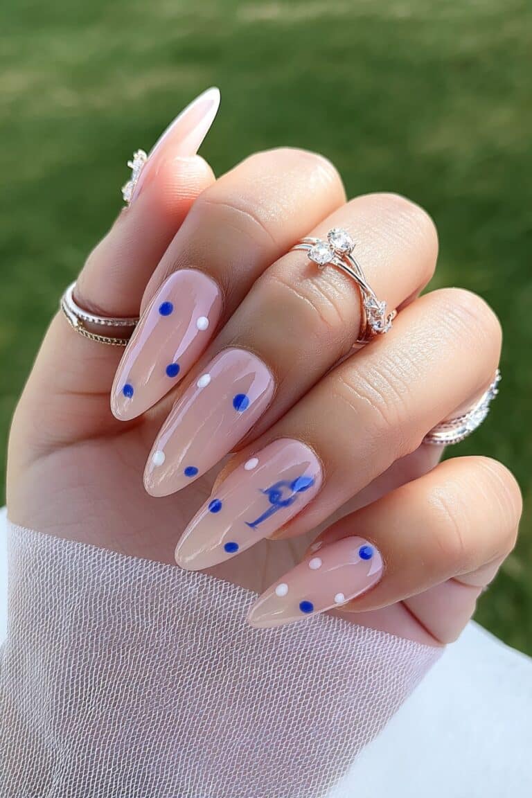 15 Creative Blue Polka Dot Nail Designs to Try
