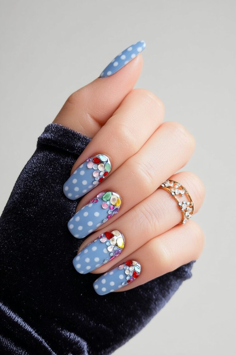 15 Creative Blue Polka Dot Nail Designs to Try