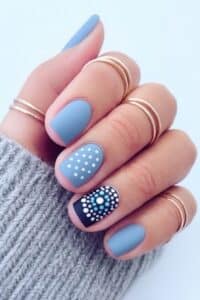 15 Creative Blue Polka Dot Nail Designs to Try