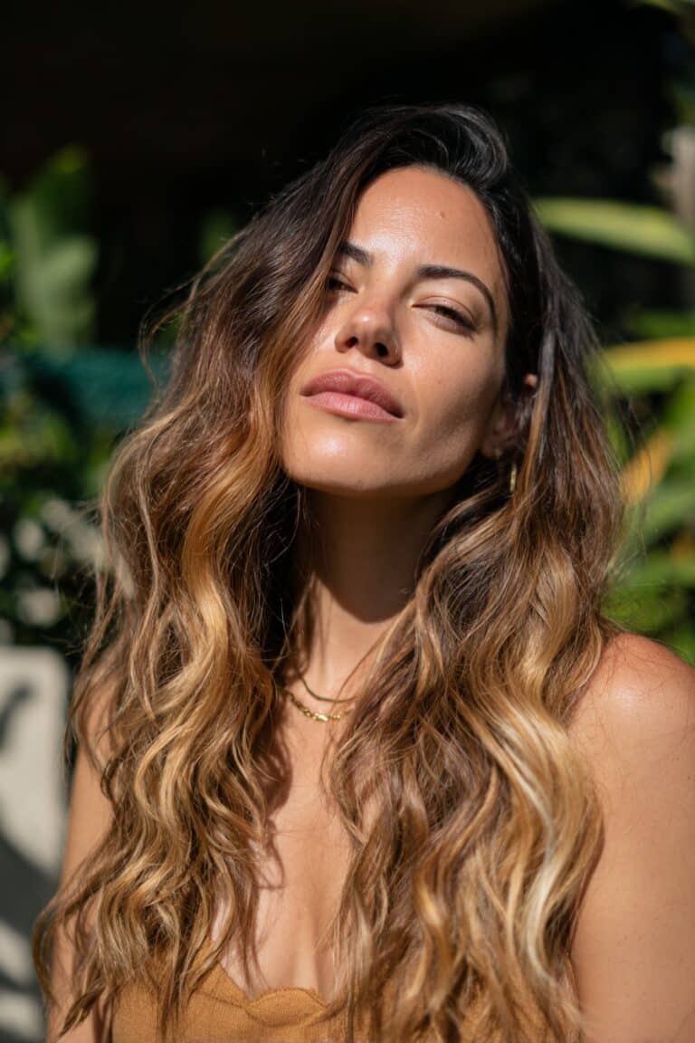 14 Gorgeous Halo Hair Dye Styles to Try Today